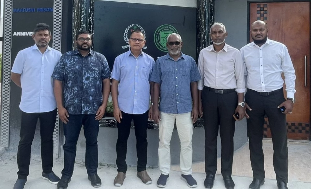 President Yameen remains strong and requests everyone to hold the...