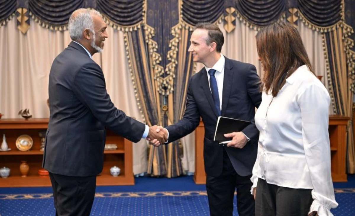 CEO of Maldives Development Bank steps down